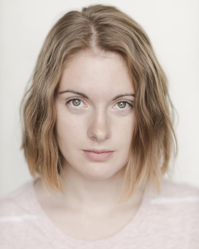 Chronic Illness and Sisterly Love: Laura McGrady discusses her new play ...